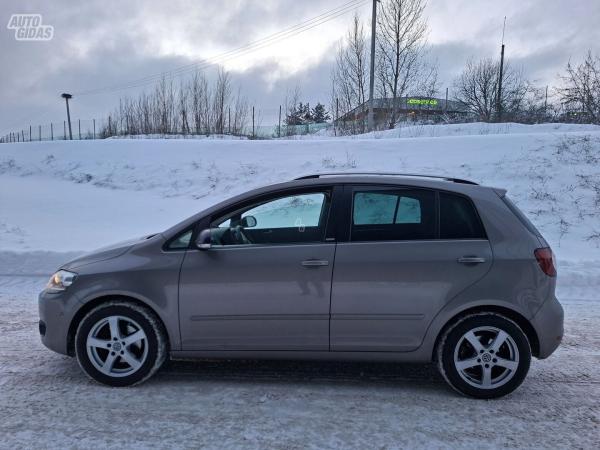 Grey Volkswagen Golf Plus 2012 in Vilnius, with an engine capacity of 1.40 L and mileage of 200 thousand km for 5650 €, photo 3 on AUTOMOTO.COM.LV