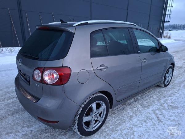 Grey Volkswagen Golf Plus 2012 in Vilnius, with an engine capacity of 1.40 L and mileage of 200 thousand km for 5650 €, photo 7 on AUTOMOTO.COM.LV