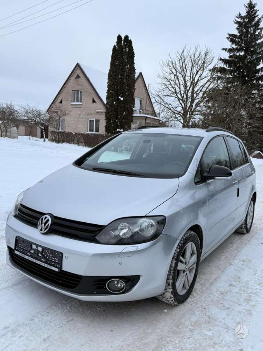 Grey Volkswagen Golf Plus 2012 in Utena, with an engine capacity of 2.00 L and mileage of 177 thousand km for 4990 €, photo 1 on AUTOMOTO.COM.LV