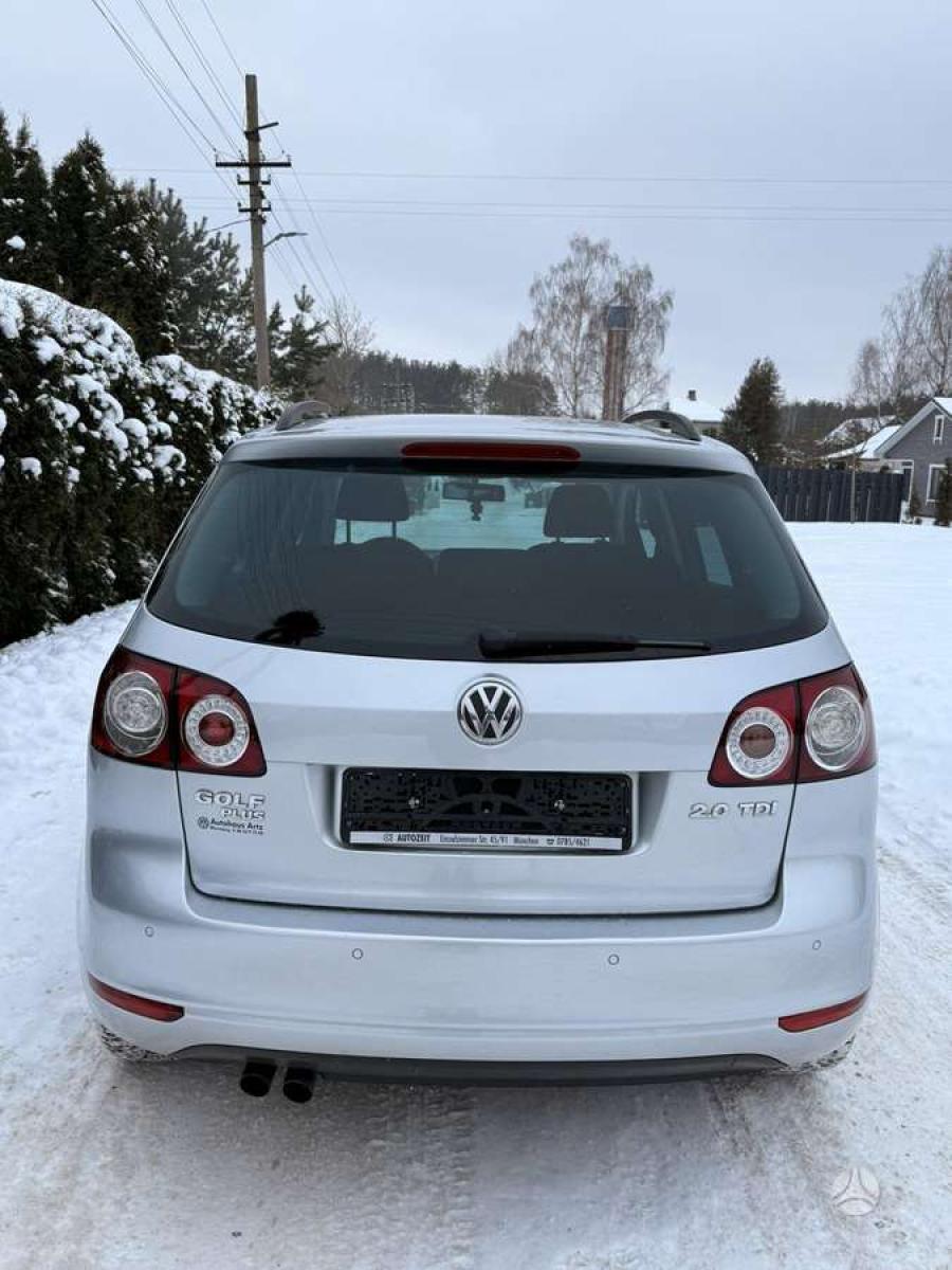 Grey Volkswagen Golf Plus 2012 in Utena, with an engine capacity of 2.00 L and mileage of 177 thousand km for 4990 €, photo 3 on AUTOMOTO.COM.LV