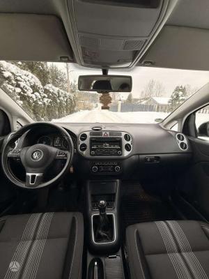 Grey Volkswagen Golf Plus 2012 in Utena, with an engine capacity of 2.00 L and mileage of 177 thousand km for 4990 €, photo 13 on AUTOMOTO.COM.LV