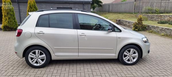 Pelēks Volkswagen Golf Plus 2012 Kėdainiai, ar dzinēja tilpumu 1.20 L un nobraukumu 149 tūkst. km par 5699 €, foto 7 vietnē AUTOMOTO.COM.LV