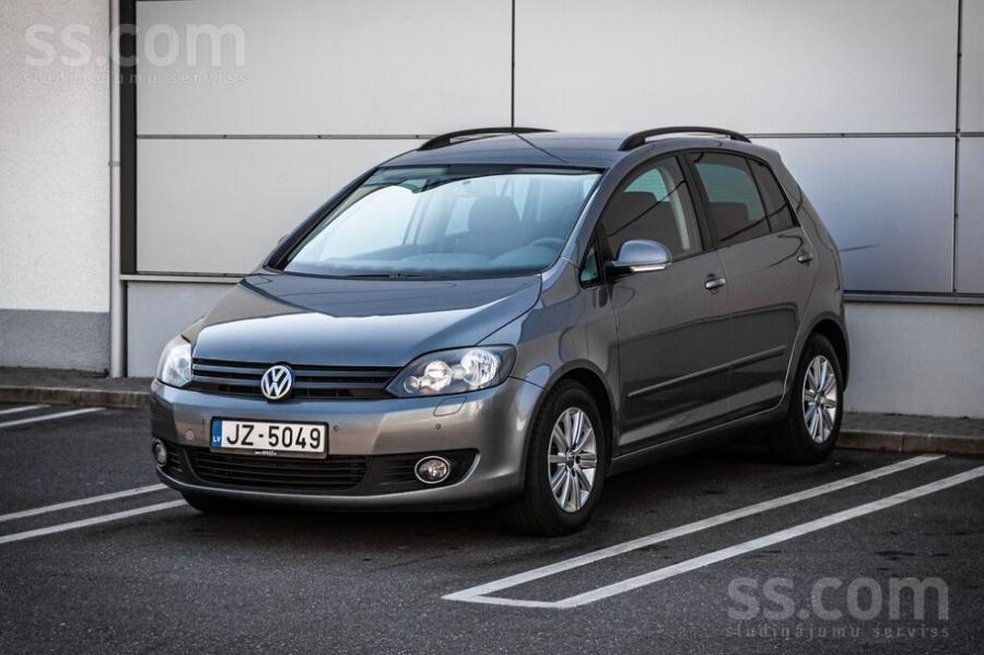 Pelēks Volkswagen Golf Plus 2012 Rīga, ar dzinēja tilpumu 1.60 L un nobraukumu 0 tūkst. km par 5995 €, foto 1 vietnē AUTOMOTO.COM.LV