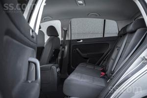 Pelēks Volkswagen Golf Plus 2012 Rīga, ar dzinēja tilpumu 1.60 L un nobraukumu 0 tūkst. km par 5995 €, foto 12 vietnē AUTOMOTO.COM.LV