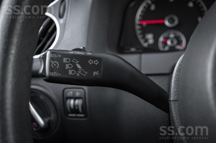 Pelēks Volkswagen Golf Plus 2012 Rīga, ar dzinēja tilpumu 1.60 L un nobraukumu 0 tūkst. km par 5995 €, foto 20 vietnē AUTOMOTO.COM.LV