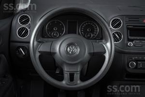 Pelēks Volkswagen Golf Plus 2012 Rīga, ar dzinēja tilpumu 1.60 L un nobraukumu 0 tūkst. km par 5995 €, foto 21 vietnē AUTOMOTO.COM.LV