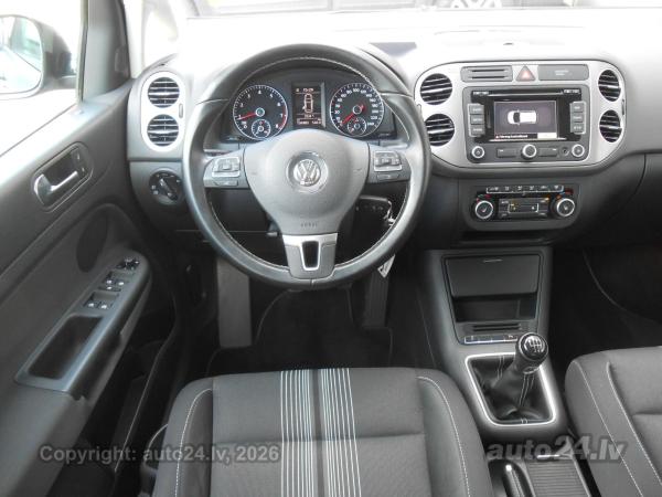 Grey Volkswagen Golf Plus 2012 in Viljandi, with an engine capacity of 1.20 L and mileage of 137 thousand km for 5990 €, photo 5 on AUTOMOTO.COM.LV
