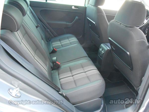 Grey Volkswagen Golf Plus 2012 in Viljandi, with an engine capacity of 1.20 L and mileage of 137 thousand km for 5990 €, photo 10 on AUTOMOTO.COM.LV
