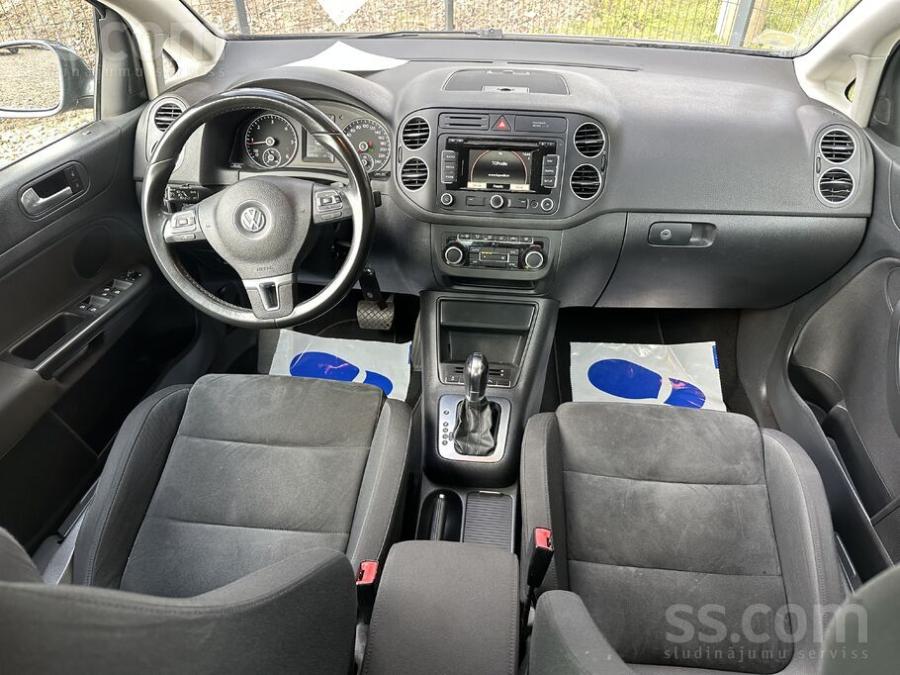Pelēks Volkswagen Golf Plus 2012 Cēsis, ar dzinēja tilpumu 1.60 L un nobraukumu 0 tūkst. km par 6800 €, foto 8 vietnē AUTOMOTO.COM.LV
