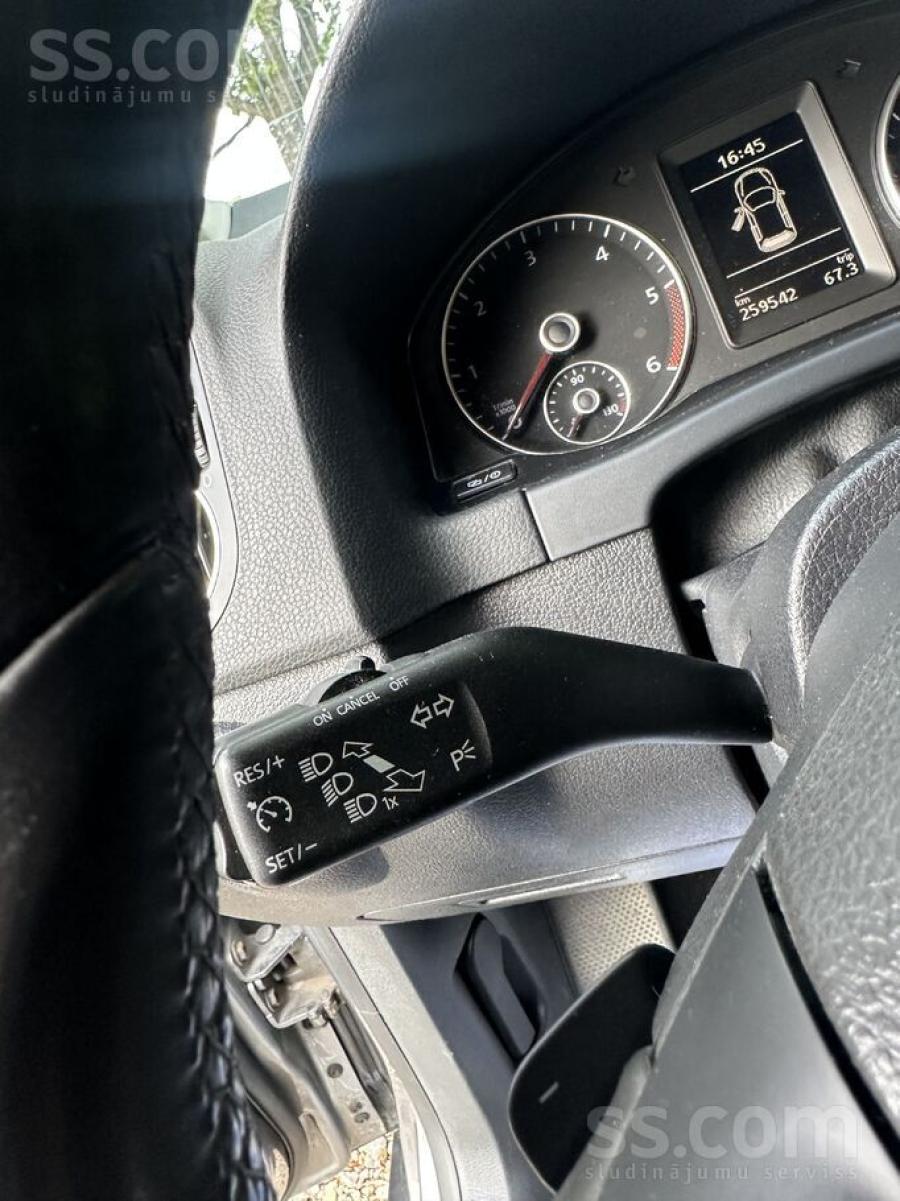 Pelēks Volkswagen Golf Plus 2012 Cēsis, ar dzinēja tilpumu 1.60 L un nobraukumu 0 tūkst. km par 6800 €, foto 14 vietnē AUTOMOTO.COM.LV