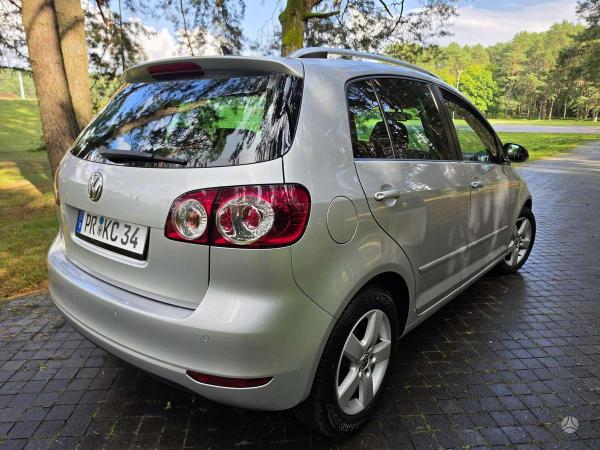 Pelēks Volkswagen Golf Plus 2012 Prienai, ar dzinēja tilpumu 1.60 L un nobraukumu 289 tūkst. km par 5399 €, foto 5 vietnē AUTOMOTO.COM.LV