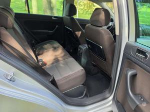 Pelēks Volkswagen Golf Plus 2012 Prienai, ar dzinēja tilpumu 1.60 L un nobraukumu 289 tūkst. km par 5399 €, foto 8 vietnē AUTOMOTO.COM.LV