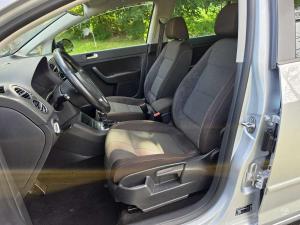 Pelēks Volkswagen Golf Plus 2012 Prienai, ar dzinēja tilpumu 1.60 L un nobraukumu 289 tūkst. km par 5399 €, foto 9 vietnē AUTOMOTO.COM.LV