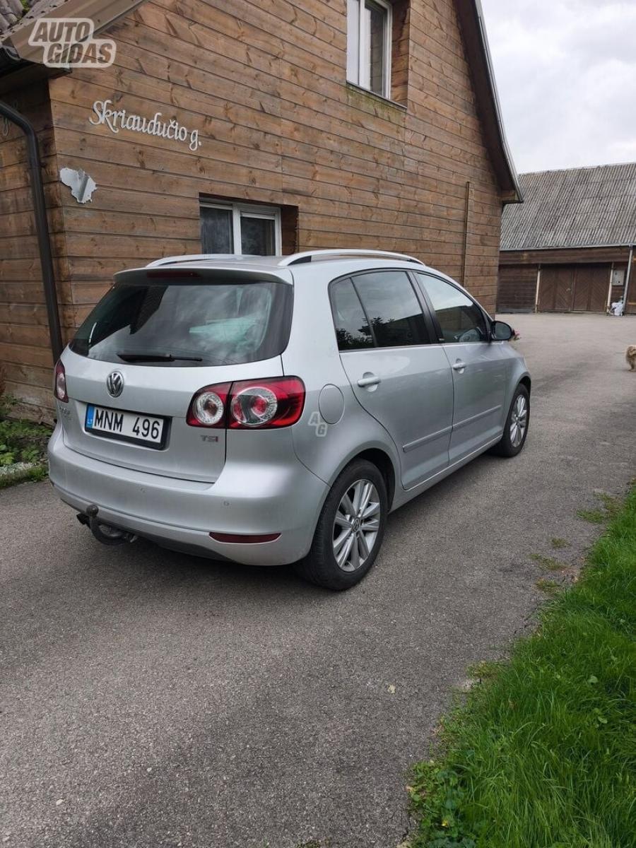 Pelēks Volkswagen Golf Plus 2012 Marijampole, ar dzinēja tilpumu 1.40 L un nobraukumu 162 tūkst. km par 5000 €, foto 6 vietnē AUTOMOTO.COM.LV