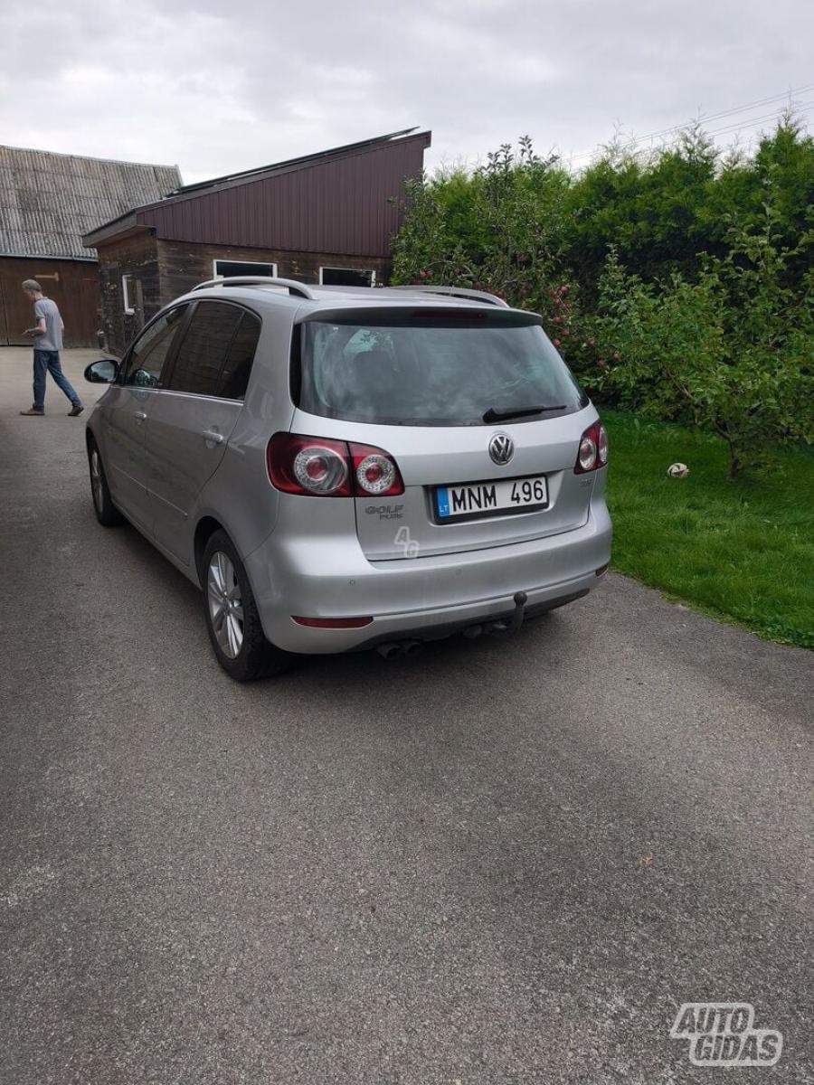 Pelēks Volkswagen Golf Plus 2012 Marijampole, ar dzinēja tilpumu 1.40 L un nobraukumu 162 tūkst. km par 5000 €, foto 8 vietnē AUTOMOTO.COM.LV
