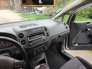 Pelēks Volkswagen Golf Plus 2012 Marijampole, ar dzinēja tilpumu 1.40 L un nobraukumu 162 tūkst. km par 5000 €, foto 10 vietnē AUTOMOTO.COM.LV