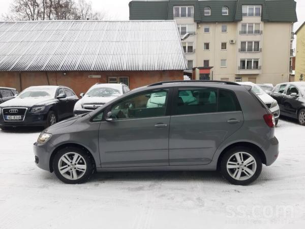 Pelēks Volkswagen Golf Plus 2013 Daugavpils, ar dzinēja tilpumu 2.00 L un nobraukumu 0 tūkst. km par 8750 €, foto 10 vietnē AUTOMOTO.COM.LV