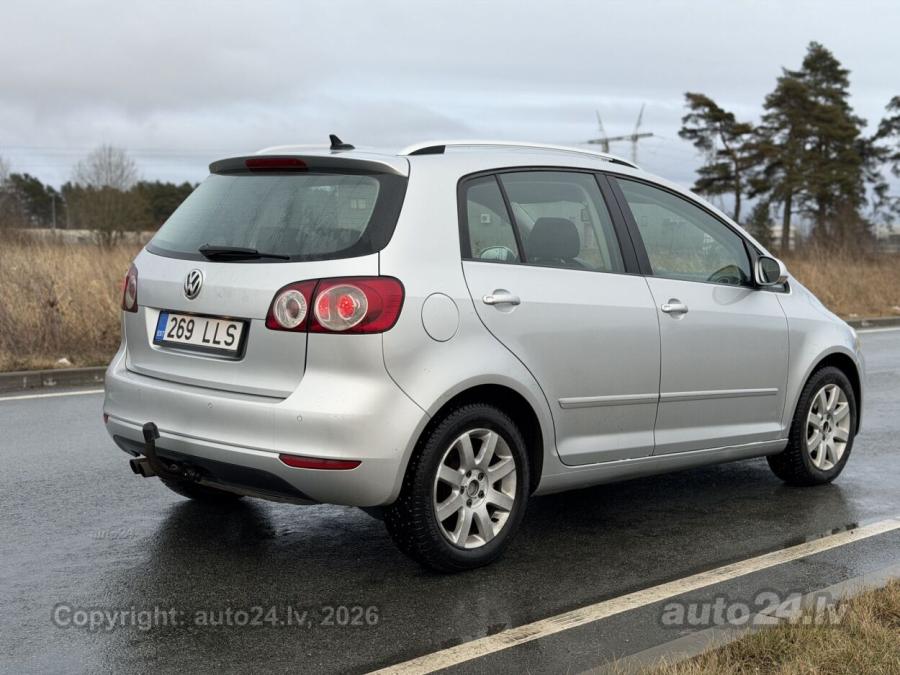 Grey Volkswagen Golf Plus 2013 in Tallinn, with an engine capacity of 2.00 L and mileage of 231 thousand km for 5500 €, photo 5 on AUTOMOTO.COM.LV