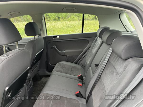Grey Volkswagen Golf Plus 2013 in Tallinn, with an engine capacity of 1.40 L and mileage of 211 thousand km for 4900 €, photo 4 on AUTOMOTO.COM.LV