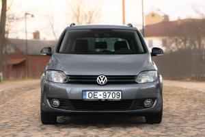 Pelēks Volkswagen Golf Plus 2013 Jelgava, ar dzinēja tilpumu 2.00 L un nobraukumu 114 tūkst. km par 8300 €, foto 4 vietnē AUTOMOTO.COM.LV