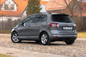 Pelēks Volkswagen Golf Plus 2013 Jelgava, ar dzinēja tilpumu 2.00 L un nobraukumu 114 tūkst. km par 8300 €, foto 5 vietnē AUTOMOTO.COM.LV