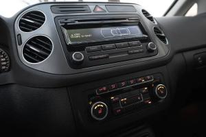 Pelēks Volkswagen Golf Plus 2013 Jelgava, ar dzinēja tilpumu 2.00 L un nobraukumu 114 tūkst. km par 8300 €, foto 13 vietnē AUTOMOTO.COM.LV