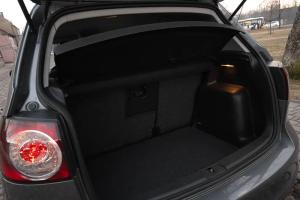 Pelēks Volkswagen Golf Plus 2013 Jelgava, ar dzinēja tilpumu 2.00 L un nobraukumu 114 tūkst. km par 8300 €, foto 20 vietnē AUTOMOTO.COM.LV