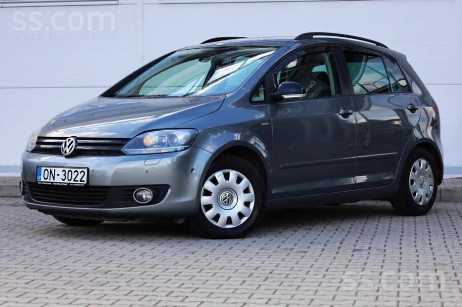 Pelēks Volkswagen Golf Plus 2013 Rīga, ar dzinēja tilpumu 1.60 L un nobraukumu 309 tūkst. km par 3995 €, foto 1 vietnē AUTOMOTO.COM.LV
