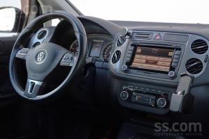 Pelēks Volkswagen Golf Plus 2013 Rīga, ar dzinēja tilpumu 1.60 L un nobraukumu 309 tūkst. km par 3995 €, foto 15 vietnē AUTOMOTO.COM.LV
