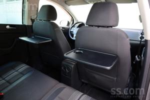 Pelēks Volkswagen Golf Plus 2013 Rīga, ar dzinēja tilpumu 1.60 L un nobraukumu 309 tūkst. km par 3995 €, foto 21 vietnē AUTOMOTO.COM.LV