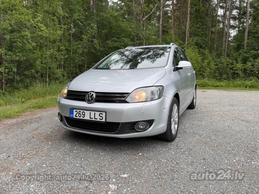 Grey Volkswagen Golf Plus 2013 in Tallinn, with an engine capacity of 2.00 L and mileage of 233 thousand km for 4500 €, photo 1 on AUTOMOTO.COM.LV