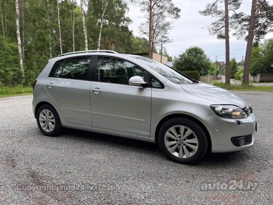 Grey Volkswagen Golf Plus 2013 in Tallinn, with an engine capacity of 2.00 L and mileage of 233 thousand km for 4500 €, photo 4 on AUTOMOTO.COM.LV