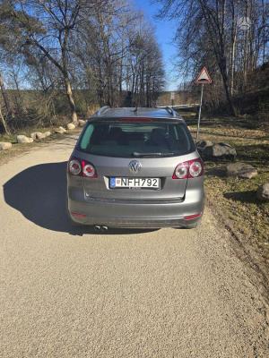 Pelēks Volkswagen Golf Plus 2013 Viļņa, ar dzinēja tilpumu 1.40 L un nobraukumu 173 tūkst. km par 6400 €, foto 6 vietnē AUTOMOTO.COM.LV