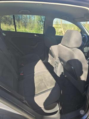 Pelēks Volkswagen Golf Plus 2013 Viļņa, ar dzinēja tilpumu 1.40 L un nobraukumu 173 tūkst. km par 6400 €, foto 10 vietnē AUTOMOTO.COM.LV