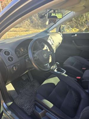 Pelēks Volkswagen Golf Plus 2013 Viļņa, ar dzinēja tilpumu 1.40 L un nobraukumu 173 tūkst. km par 6400 €, foto 12 vietnē AUTOMOTO.COM.LV