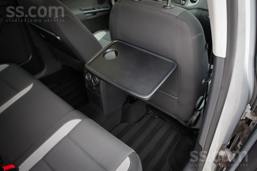 Pelēks Volkswagen Golf Plus 2013 Tukums, ar dzinēja tilpumu 1.20 L un nobraukumu 0 tūkst. km par 4690 €, foto 16 vietnē AUTOMOTO.COM.LV