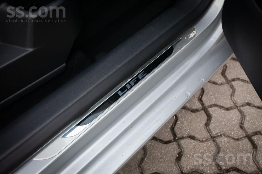 Pelēks Volkswagen Golf Plus 2013 Tukums, ar dzinēja tilpumu 1.20 L un nobraukumu 0 tūkst. km par 4690 €, foto 17 vietnē AUTOMOTO.COM.LV
