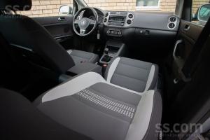 Pelēks Volkswagen Golf Plus 2013 Tukums, ar dzinēja tilpumu 1.20 L un nobraukumu 0 tūkst. km par 4690 €, foto 23 vietnē AUTOMOTO.COM.LV