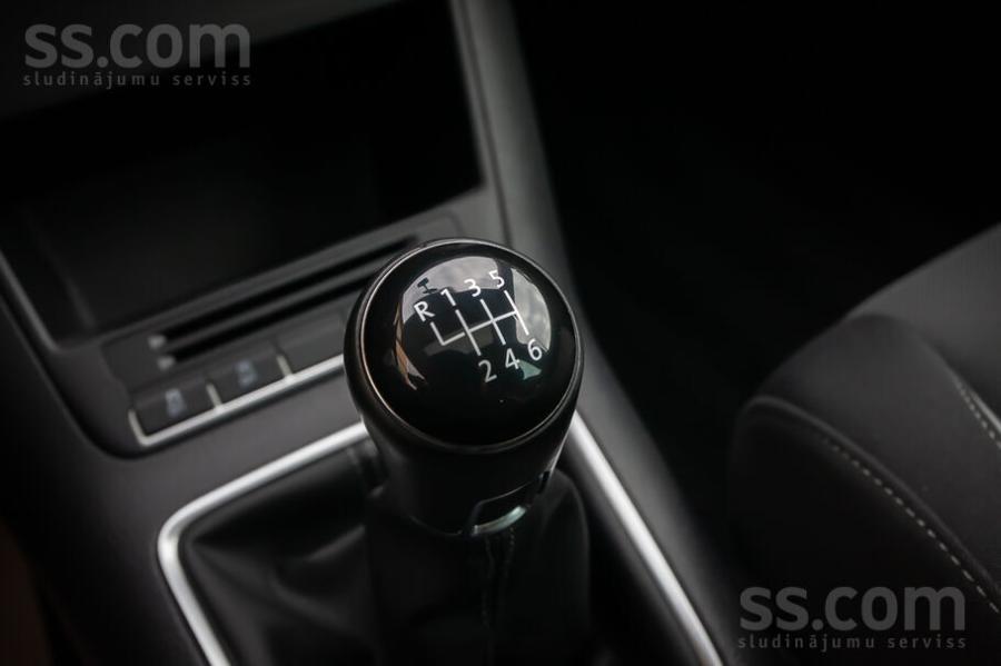 Pelēks Volkswagen Golf Plus 2013 Tukums, ar dzinēja tilpumu 1.20 L un nobraukumu 0 tūkst. km par 4690 €, foto 28 vietnē AUTOMOTO.COM.LV