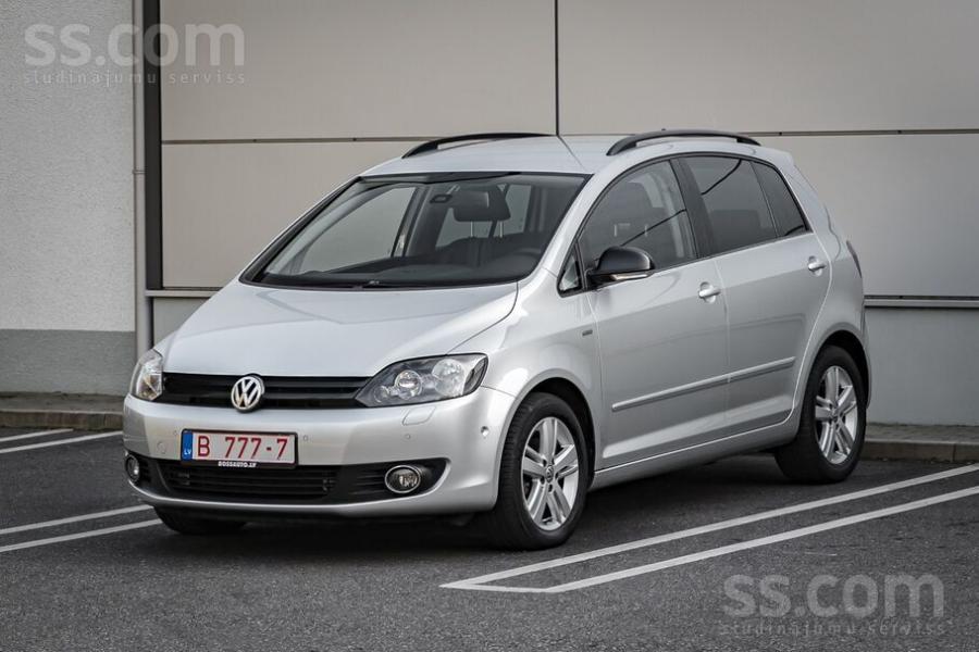 Pelēks Volkswagen Golf Plus 2013 Rīga, ar dzinēja tilpumu 1.60 L un nobraukumu 63 tūkst. km par 7950 €, foto 1 vietnē AUTOMOTO.COM.LV
