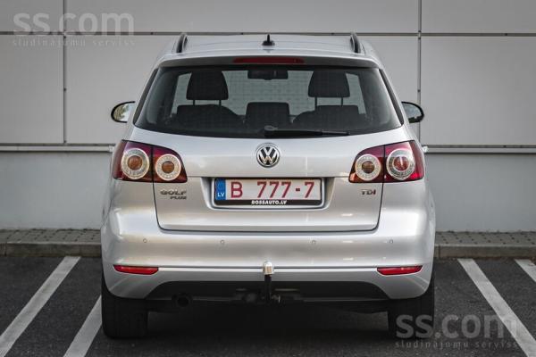 Pelēks Volkswagen Golf Plus 2013 Rīga, ar dzinēja tilpumu 1.60 L un nobraukumu 63 tūkst. km par 7950 €, foto 6 vietnē AUTOMOTO.COM.LV