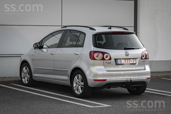 Pelēks Volkswagen Golf Plus 2013 Rīga, ar dzinēja tilpumu 1.60 L un nobraukumu 63 tūkst. km par 7950 €, foto 7 vietnē AUTOMOTO.COM.LV