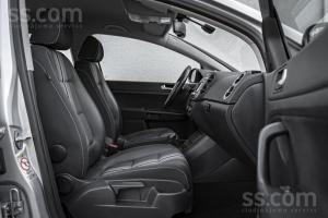 Pelēks Volkswagen Golf Plus 2013 Rīga, ar dzinēja tilpumu 1.60 L un nobraukumu 63 tūkst. km par 7950 €, foto 11 vietnē AUTOMOTO.COM.LV