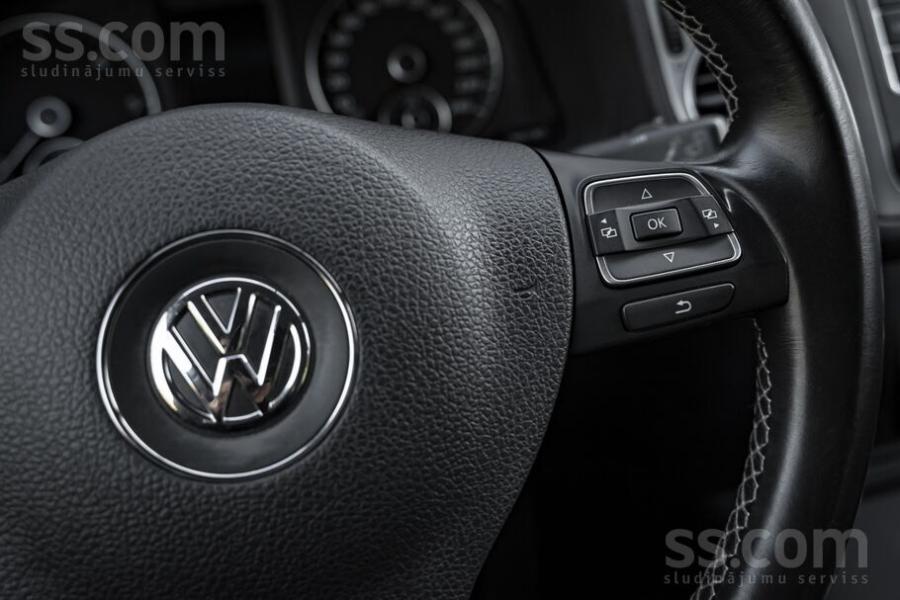 Pelēks Volkswagen Golf Plus 2013 Rīga, ar dzinēja tilpumu 1.60 L un nobraukumu 63 tūkst. km par 7950 €, foto 22 vietnē AUTOMOTO.COM.LV