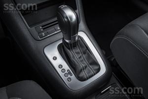 Pelēks Volkswagen Golf Plus 2013 Rīga, ar dzinēja tilpumu 1.60 L un nobraukumu 63 tūkst. km par 7950 €, foto 24 vietnē AUTOMOTO.COM.LV