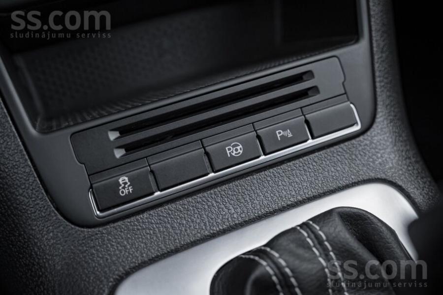 Pelēks Volkswagen Golf Plus 2013 Rīga, ar dzinēja tilpumu 1.60 L un nobraukumu 63 tūkst. km par 7950 €, foto 25 vietnē AUTOMOTO.COM.LV