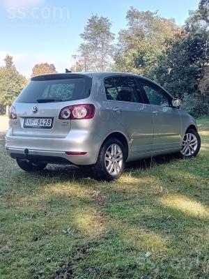 Pelēks Volkswagen Golf Plus 2014 Tukums, ar dzinēja tilpumu 1.60 L un nobraukumu 212 tūkst. km par 3990 €, foto 3 vietnē AUTOMOTO.COM.LV