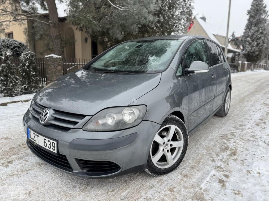 Pelēks Volkswagen Golf Plus 2005 Kauņa, ar dzinēja tilpumu 1.90 L un nobraukumu 294 tūkst. km par 1150 €, foto 1 vietnē AUTOMOTO.COM.LV