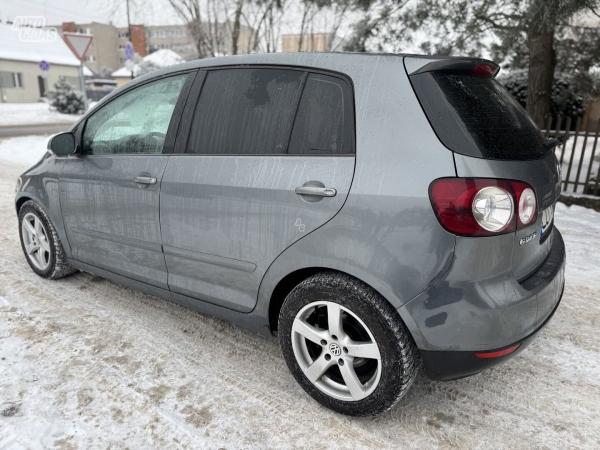 Grey Volkswagen Golf Plus 2005 in Kaunas, with an engine capacity of 1.90 L and mileage of 294 thousand km for 1150 €, photo 7 on AUTOMOTO.COM.LV