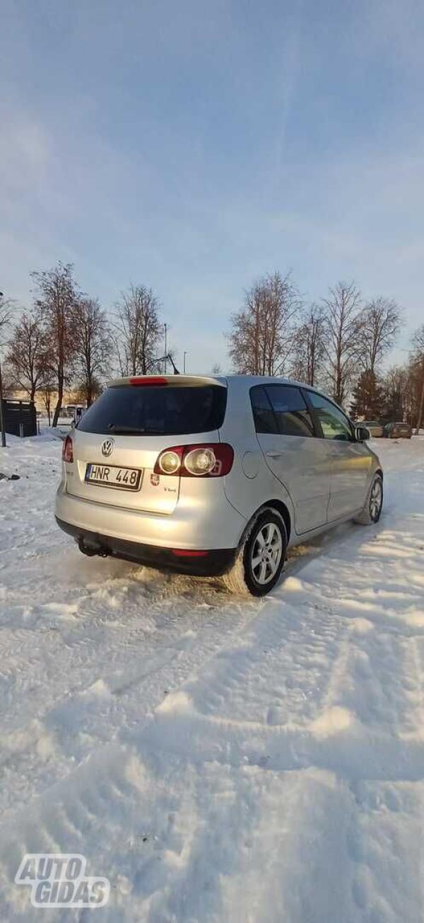 Pelēks Volkswagen Golf Plus 2005 Kauņa, ar dzinēja tilpumu 2.00 L un nobraukumu 11 tūkst. km par 1450 €, foto 6 vietnē AUTOMOTO.COM.LV
